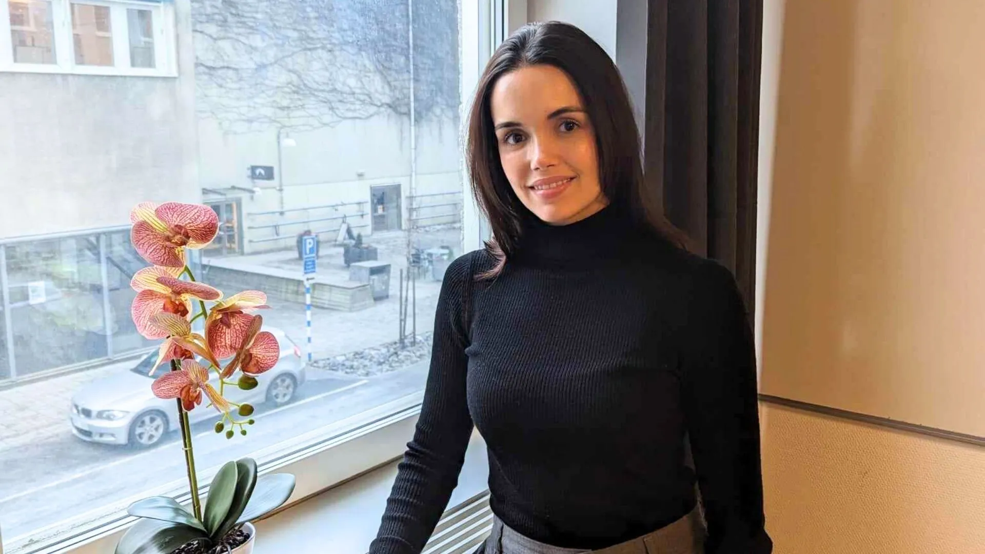 Laura arbetar som handledare i Rusta och Matcha